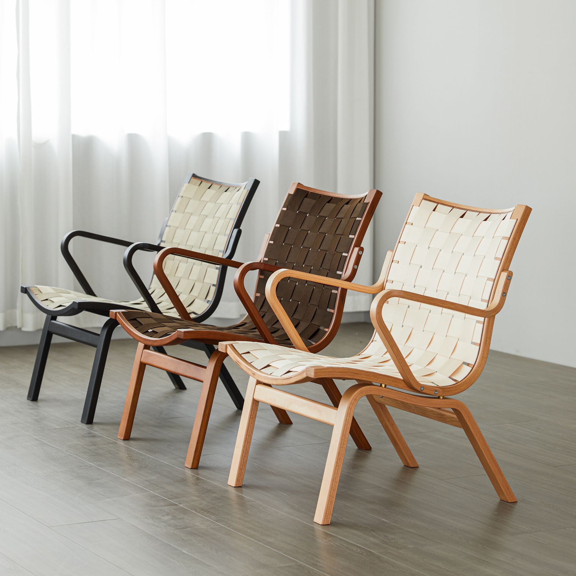 Flamingo Lounge Chair |Modern Luxury Furniture Store in Paramus, NJ